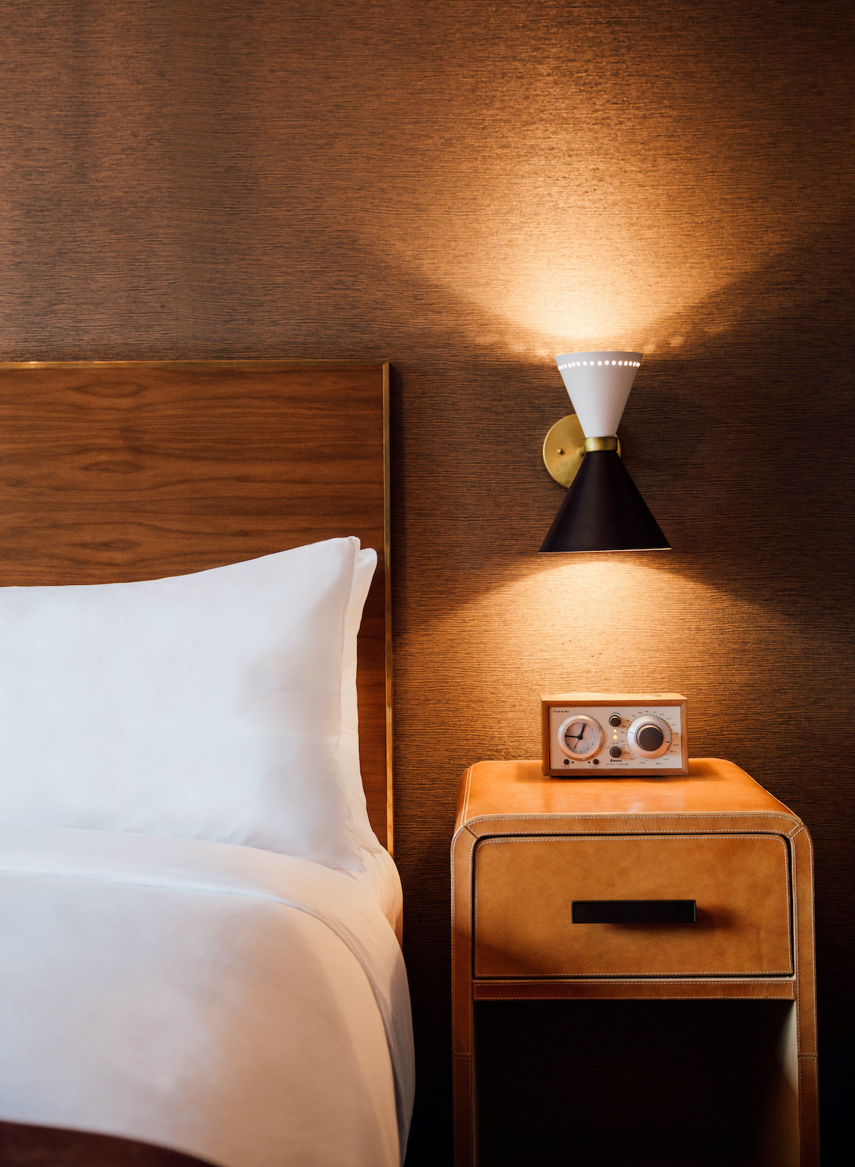 Roxy Deluxe King | Deluxe King Bed Hotel Room in NYC | The Roxy Hotel
